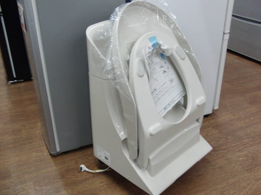 住宅設備 買取 LIXIL シャワートイレ一体型タンク DT-BA281/BN8 未使用 東京都 足立区 総合リサイクルショップコーエー | 東京・埼玉・栃木で中古品の買取・販売なら ...